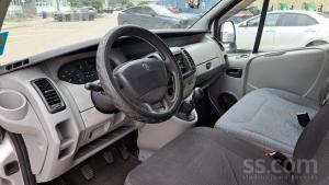 Renault Trafic 2005 in Riga, with an engine capacity of 1.90 L and mileage of 251 thousand km for 5900 €, photo 10 on AUTOMOTO.COM.LV