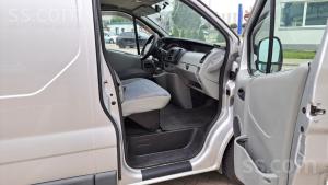 Renault Trafic 2005 in Riga, with an engine capacity of 1.90 L and mileage of 251 thousand km for 5900 €, photo 12 on AUTOMOTO.COM.LV