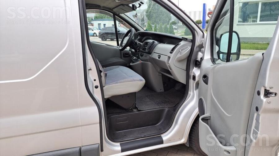 Renault Trafic 2005 in Riga, with an engine capacity of 1.90 L and mileage of 251 thousand km for 5900 €, photo 12 on AUTOMOTO.COM.LV