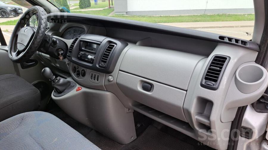 Renault Trafic 2005 in Riga, with an engine capacity of 1.90 L and mileage of 251 thousand km for 5900 €, photo 13 on AUTOMOTO.COM.LV