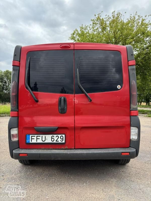 Renault Trafic 2005 in Kelme, with an engine capacity of 1.90 L and mileage of 444 thousand km for 2800 €, photo 5 on AUTOMOTO.COM.LV