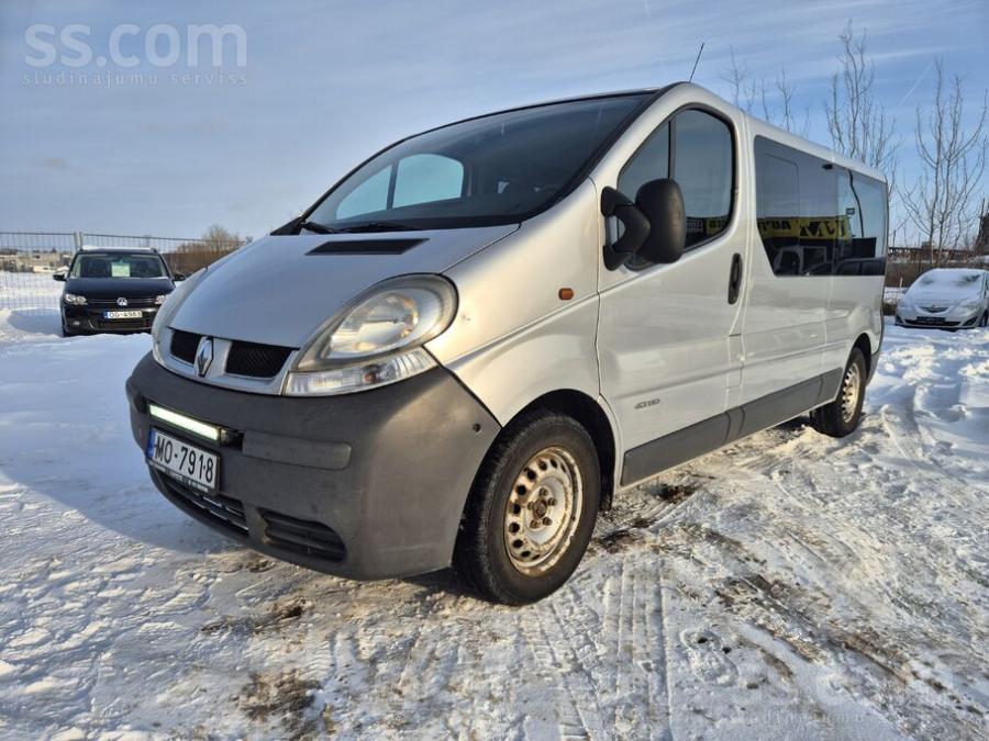 Renault Trafic 2006 Liepāja, ar dzinēja tilpumu 2.50 L un nobraukumu 279 tūkst. km par 5500 €, foto 1 vietnē AUTOMOTO.COM.LV