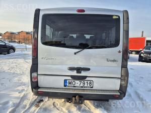 Renault Trafic 2006 Liepāja, ar dzinēja tilpumu 2.50 L un nobraukumu 279 tūkst. km par 5500 €, foto 6 vietnē AUTOMOTO.COM.LV