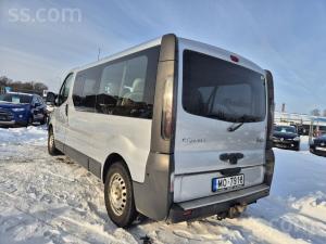 Renault Trafic 2006 Liepāja, ar dzinēja tilpumu 2.50 L un nobraukumu 279 tūkst. km par 5500 €, foto 7 vietnē AUTOMOTO.COM.LV