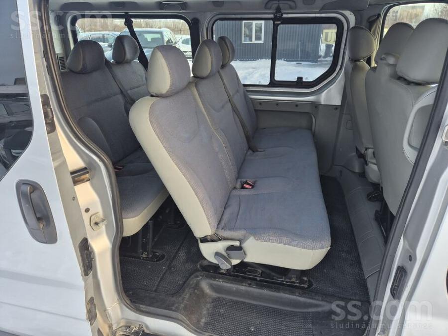 Renault Trafic 2006 Liepāja, ar dzinēja tilpumu 2.50 L un nobraukumu 279 tūkst. km par 5500 €, foto 13 vietnē AUTOMOTO.COM.LV