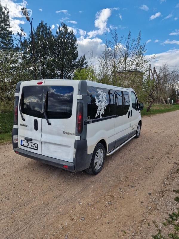 Renault Trafic 2006 Prienai, ar dzinēja tilpumu 2.00 L un nobraukumu 5000 tūkst. km par 4100 €, foto 3 vietnē AUTOMOTO.COM.LV