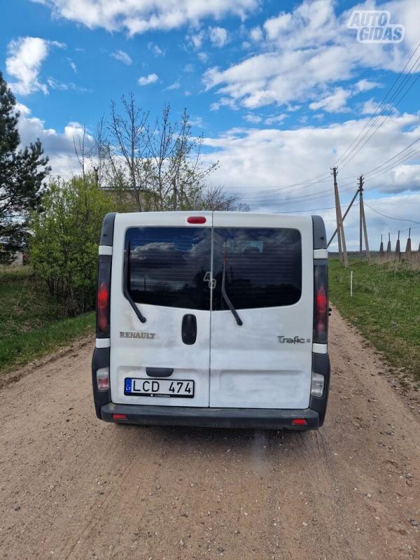 Renault Trafic 2006 Prienai, ar dzinēja tilpumu 2.00 L un nobraukumu 5000 tūkst. km par 4100 €, foto 7 vietnē AUTOMOTO.COM.LV