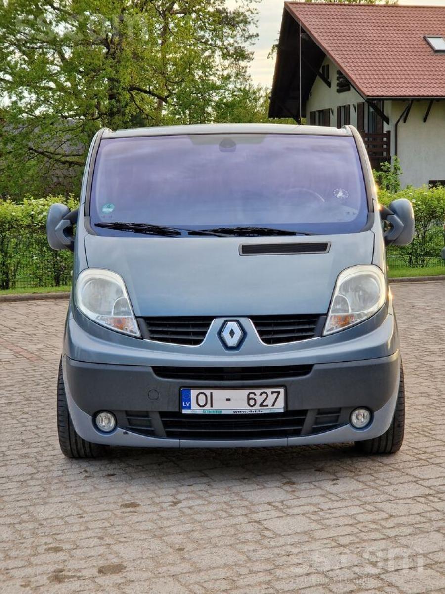 Рено Трафик 2007 в Рига, объемом двигателя 2.50 л и пробегом 278 тыс. км за 9400 €, фото 4 на AUTOMOTO.COM.LV