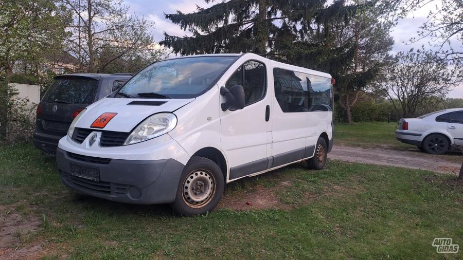Renault Trafic 2008 in Vilnius, with an engine capacity of 2.00 L and mileage of 305 thousand km for 4250 €, photo 1 on AUTOMOTO.COM.LV