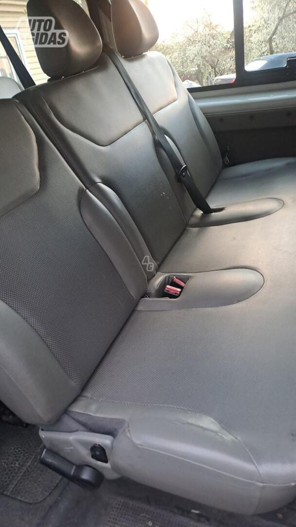 Renault Trafic 2008 in Vilnius, with an engine capacity of 2.00 L and mileage of 305 thousand km for 4250 €, photo 5 on AUTOMOTO.COM.LV