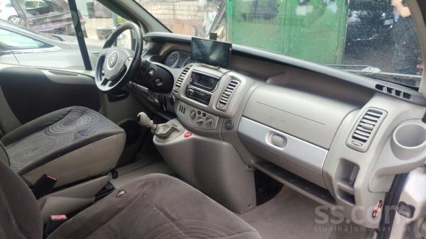 Renault Trafic 2008 in Daugavpils, with an engine capacity of 2.00 L and mileage of 373 thousand km for 5550 €, photo 7 on AUTOMOTO.COM.LV