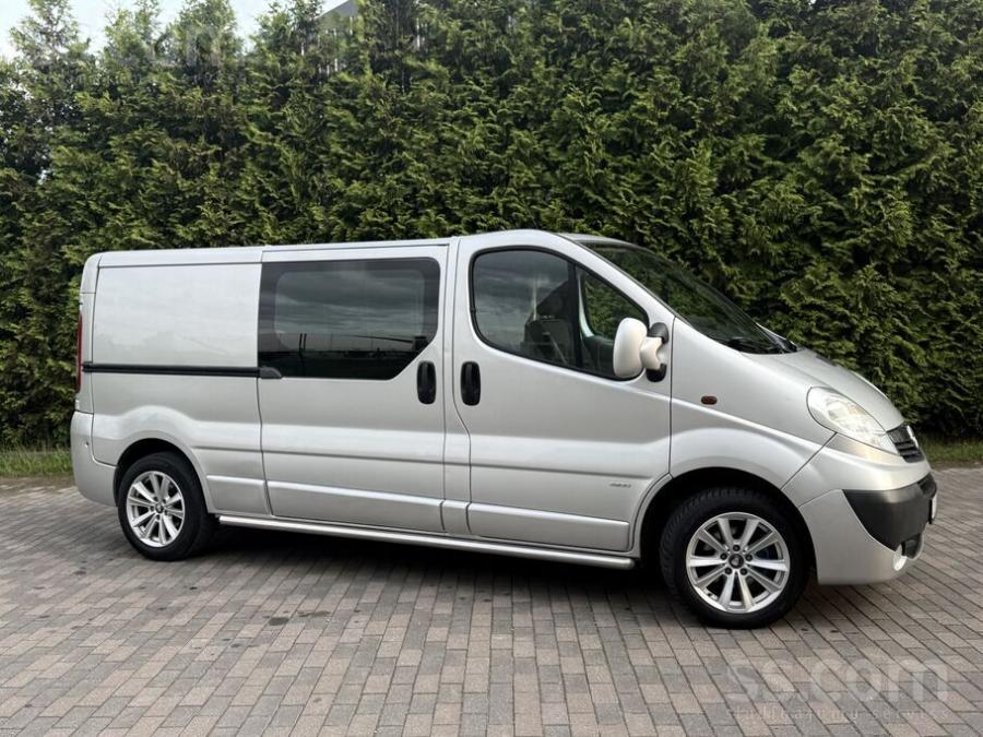 Renault Trafic 2010 in Bauska, with an engine capacity of 2.00 L and mileage of 0 thousand km for 5600 €, photo 4 on AUTOMOTO.COM.LV
