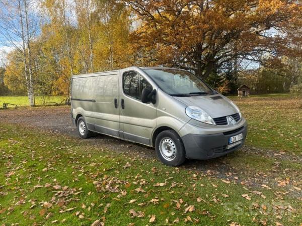 Renault Trafic 2011 in Riga, with an engine capacity of 2.00 L and mileage of 0 thousand km for 5300 €, photo 2 on AUTOMOTO.COM.LV