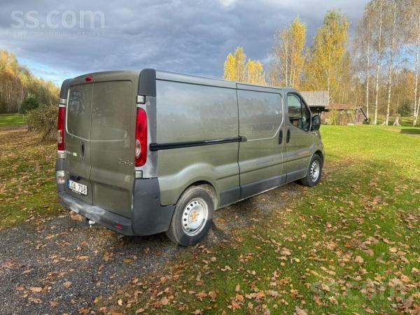 Renault Trafic 2011 in Riga, with an engine capacity of 2.00 L and mileage of 0 thousand km for 5300 €, photo 4 on AUTOMOTO.COM.LV