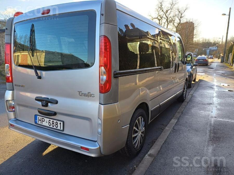 Renault Trafic 2011 Rīga, ar dzinēja tilpumu 2.00 L un nobraukumu 293 tūkst. km par 6500 €, foto 3 vietnē AUTOMOTO.COM.LV