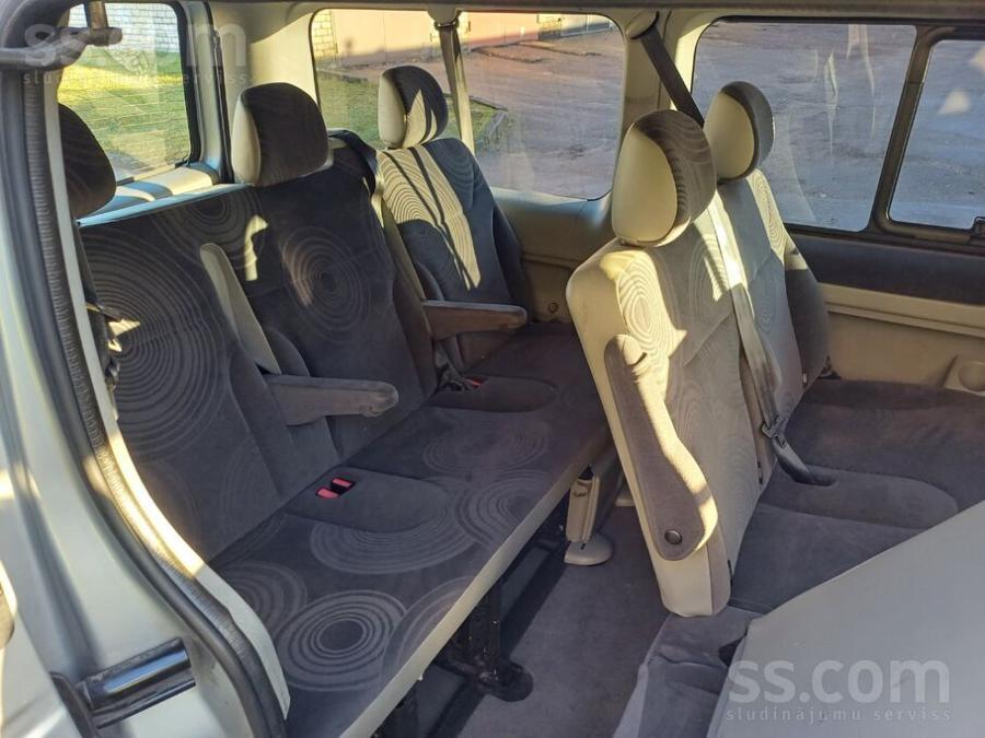 Renault Trafic 2011 Rīga, ar dzinēja tilpumu 2.00 L un nobraukumu 293 tūkst. km par 6500 €, foto 16 vietnē AUTOMOTO.COM.LV