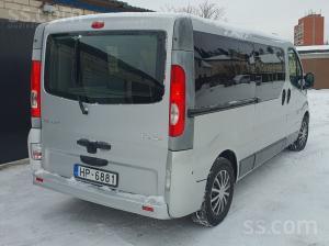 Renault Trafic 2011 in Riga, with an engine capacity of 2.00 L and mileage of 294 thousand km for 7990 €, photo 4 on AUTOMOTO.COM.LV