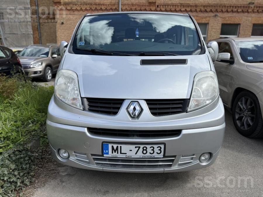 Renault Trafic 2011 Rīga, ar dzinēja tilpumu 2.50 L un nobraukumu 359 tūkst. km par 6650 €, foto 3 vietnē AUTOMOTO.COM.LV