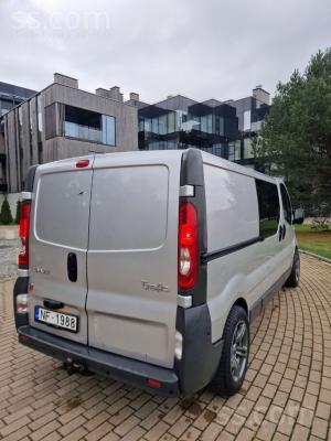 Renault Trafic 2011 Rīga, ar dzinēja tilpumu 2.00 L un nobraukumu 300 tūkst. km par 7199 €, foto 5 vietnē AUTOMOTO.COM.LV