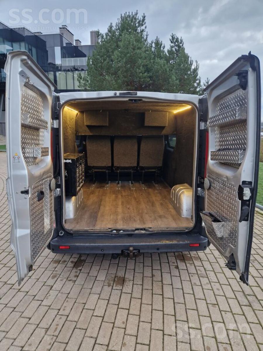 Renault Trafic 2011 Rīga, ar dzinēja tilpumu 2.00 L un nobraukumu 300 tūkst. km par 7199 €, foto 9 vietnē AUTOMOTO.COM.LV