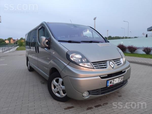 Renault Trafic 2011 in Rezekne, with an engine capacity of 2.50 L and mileage of 315 thousand km for 9200 €, photo 2 on AUTOMOTO.COM.LV