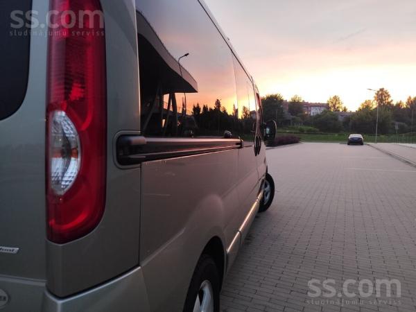 Renault Trafic 2011 in Rezekne, with an engine capacity of 2.50 L and mileage of 315 thousand km for 9200 €, photo 10 on AUTOMOTO.COM.LV