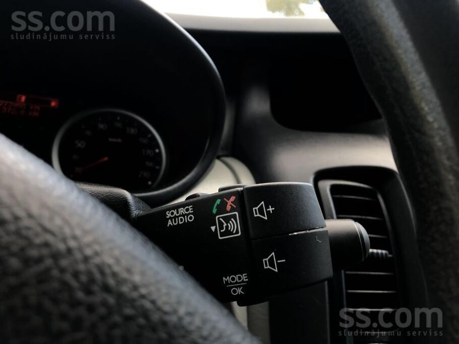 Renault Trafic 2012 in Cesis, with an engine capacity of 2.00 L and mileage of 0 thousand km for 5500 €, photo 13 on AUTOMOTO.COM.LV