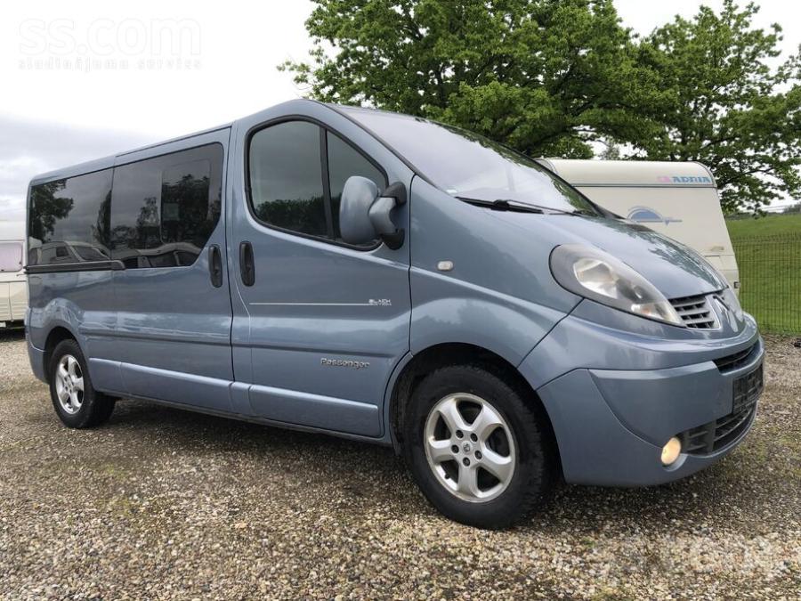 Renault Trafic 2013 in Valmiera, with an engine capacity of 2.00 L and mileage of 304 thousand km for 8790 €, photo 2 on AUTOMOTO.COM.LV