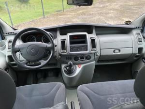 Renault Trafic 2013 in Valmiera, with an engine capacity of 2.00 L and mileage of 304 thousand km for 8790 €, photo 5 on AUTOMOTO.COM.LV