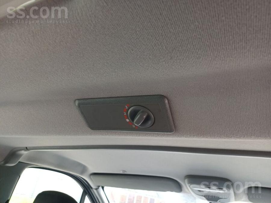 Renault Trafic 2014 in Riga, with an engine capacity of 2.00 L and mileage of 339 thousand km for 6655 €, photo 19 on AUTOMOTO.COM.LV