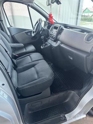 Renault Trafic 2015 Liepāja, ar dzinēja tilpumu 1.60 L un nobraukumu 375 tūkst. km par 9600 €, foto 5 vietnē AUTOMOTO.COM.LV
