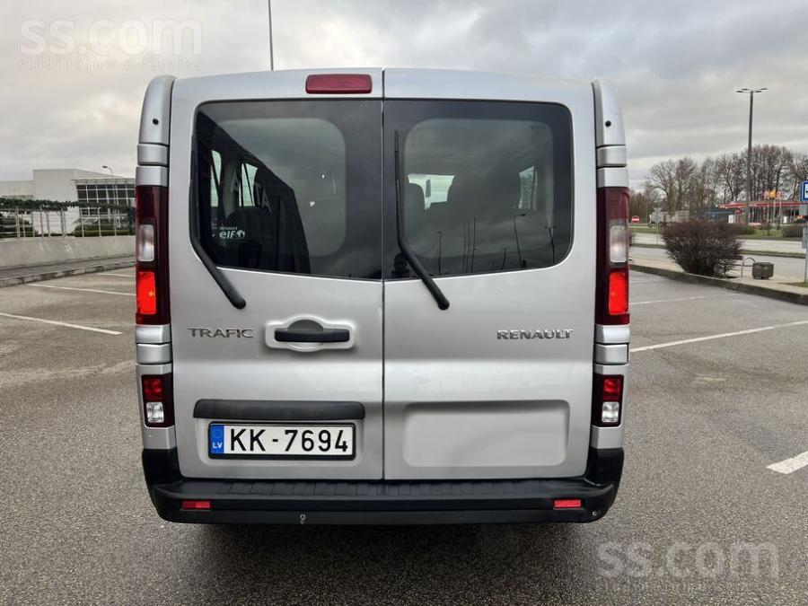 Renault Trafic 2016 in Riga, with an engine capacity of 1.60 L and mileage of 180 thousand km for 12450 €, photo 6 on AUTOMOTO.COM.LV