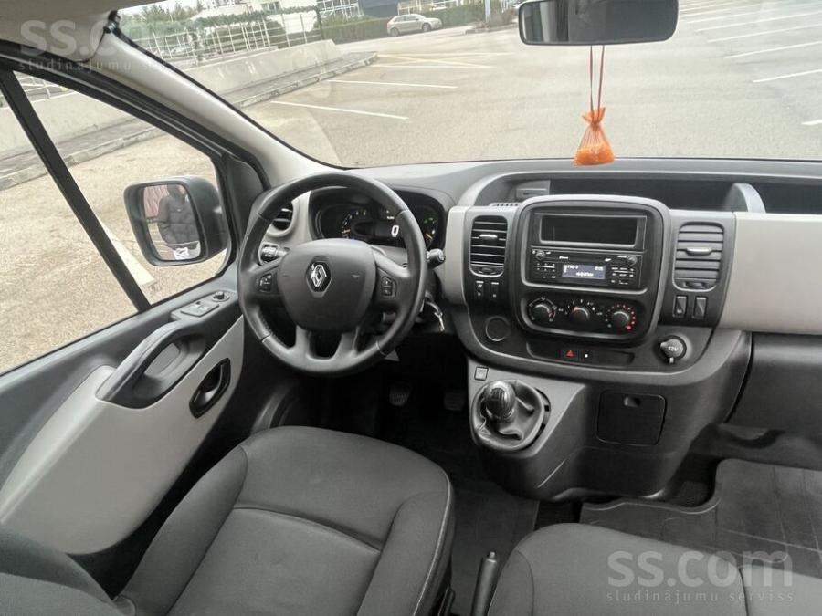 Renault Trafic 2016 in Riga, with an engine capacity of 1.60 L and mileage of 180 thousand km for 12450 €, photo 7 on AUTOMOTO.COM.LV