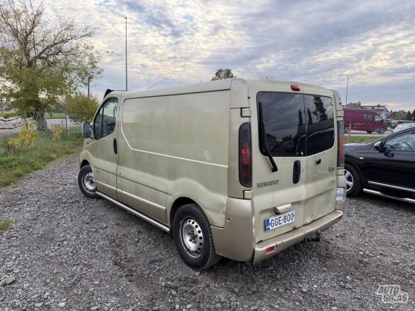 Renault Trafic 2004 in Kelme, with an engine capacity of 1.90 L and mileage of 327 thousand km for 1450 €, photo 3 on AUTOMOTO.COM.LV