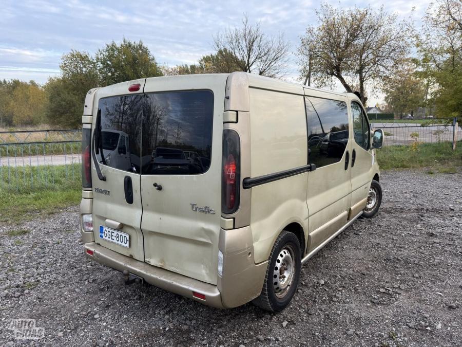 Renault Trafic 2004 in Kelme, with an engine capacity of 1.90 L and mileage of 327 thousand km for 1450 €, photo 4 on AUTOMOTO.COM.LV