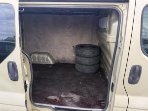 Renault Trafic 2004 in Kelme, with an engine capacity of 1.90 L and mileage of 327 thousand km for 1450 €, photo 14 on AUTOMOTO.COM.LV