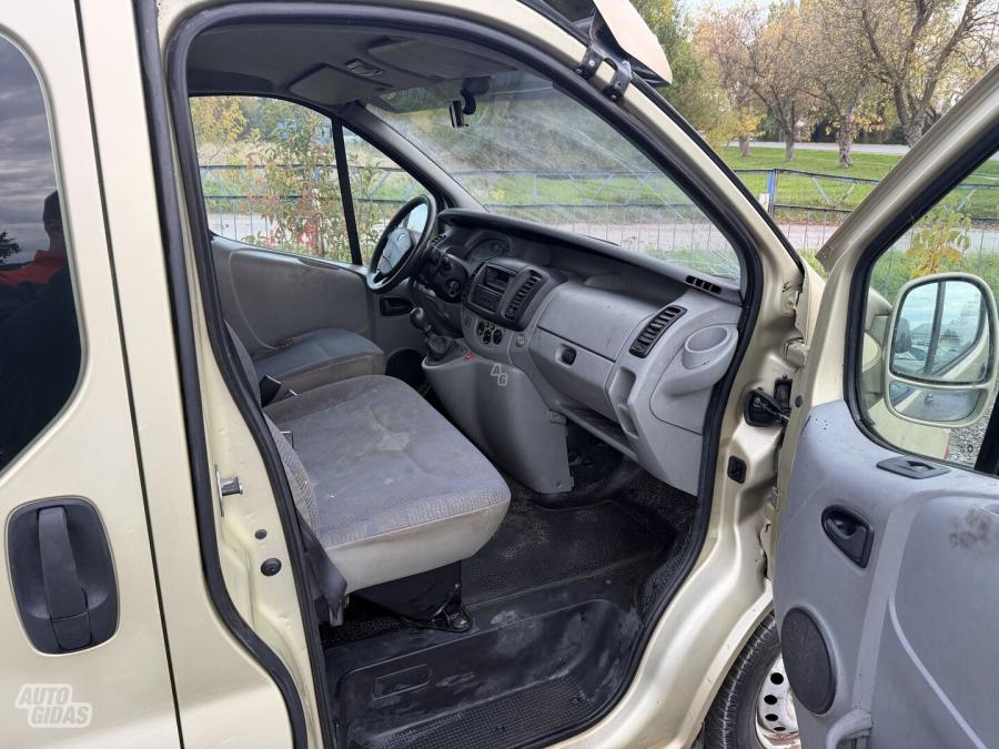 Renault Trafic 2004 in Kelme, with an engine capacity of 1.90 L and mileage of 327 thousand km for 1450 €, photo 15 on AUTOMOTO.COM.LV
