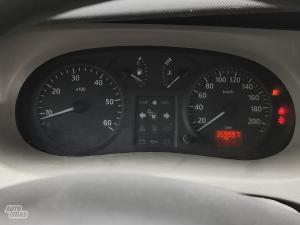 Renault Trafic 2005 in Radviliskis, with an engine capacity of 2.50 L and mileage of 360 thousand km for 2850 €, photo 12 on AUTOMOTO.COM.LV
