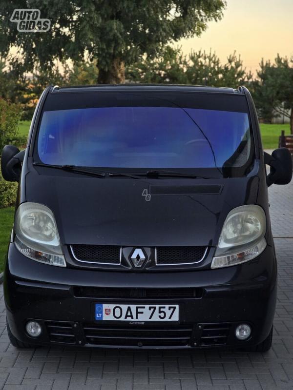 Renault Trafic 2005 Radviliškis vietnē Renault Trafic 2005 Radviliškis, ar dzinēja tilpumu 2.50 L un nobraukumu 332 tūkst. km par 5700 €, foto 1 vietnē AUTOMOTO.COM.LV