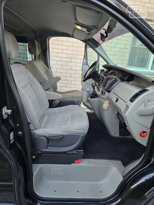 Renault Trafic 2005 Radviliškis vietnē Renault Trafic 2005 Radviliškis, ar dzinēja tilpumu 2.50 L un nobraukumu 332 tūkst. km par 5700 €, foto 11 vietnē AUTOMOTO.COM.LV