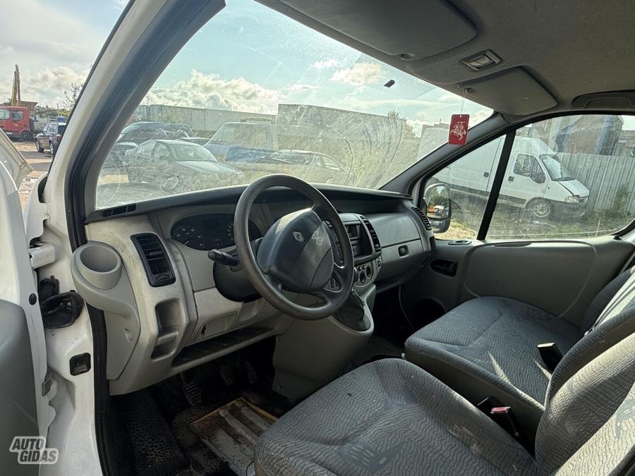 Renault Trafic 2006 in Vilnius, with an engine capacity of 1.90 L and mileage of 320 thousand km for 1350 €, photo 8 on AUTOMOTO.COM.LV