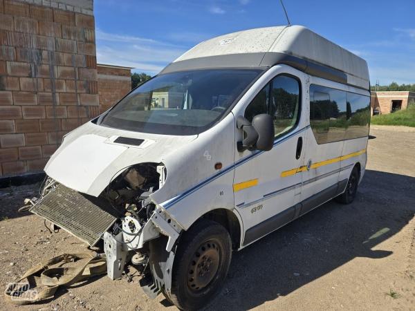 Renault Trafic 2007 in Jonava, with an engine capacity of 2.50 L and mileage of 300 thousand km for 800 €, photo 1 on AUTOMOTO.COM.LV