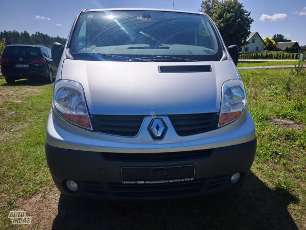Renault Trafic 2007 in Druskininkai, with an engine capacity of 2.50 L and mileage of 299 thousand km for 4780 €, photo 5 on AUTOMOTO.COM.LV