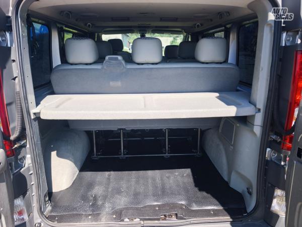Renault Trafic 2007 in Druskininkai, with an engine capacity of 2.50 L and mileage of 299 thousand km for 4780 €, photo 8 on AUTOMOTO.COM.LV