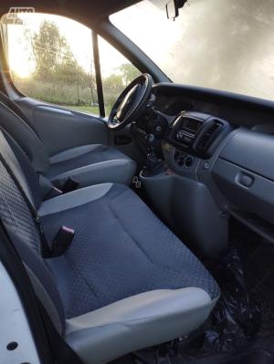 Renault Trafic 2008 in Alytus, with an engine capacity of 1.90 L and mileage of 290 thousand km for 1800 €, photo 8 on AUTOMOTO.COM.LV