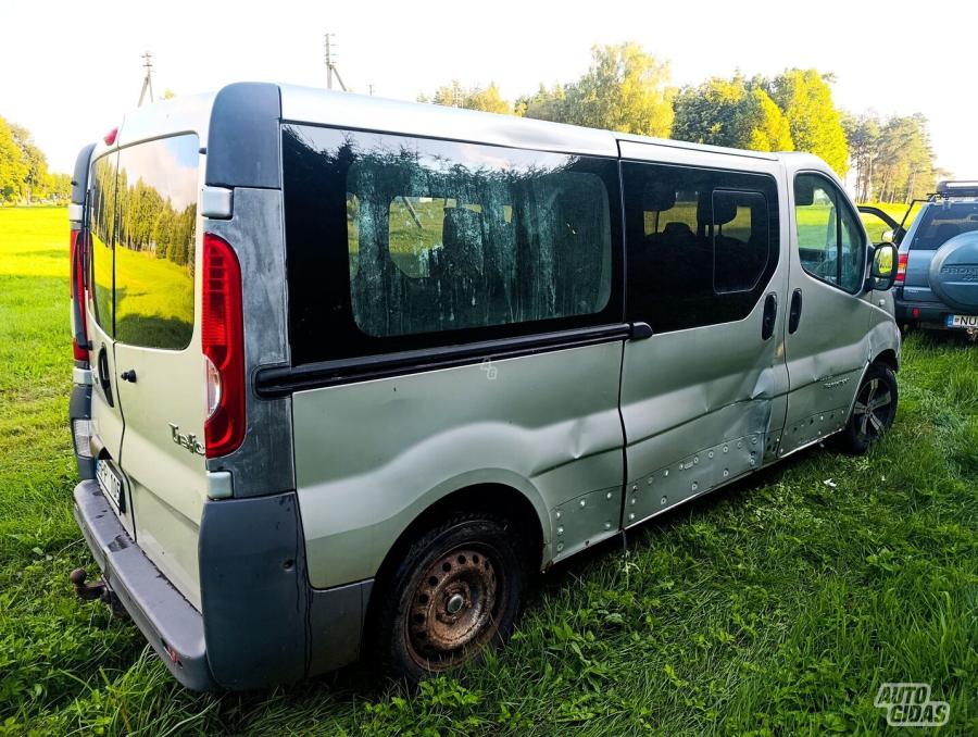 Renault Trafic 2009 Viļņa, ar dzinēja tilpumu 2.00 L un nobraukumu 300 tūkst. km par 1150 €, foto 4 vietnē AUTOMOTO.COM.LV
