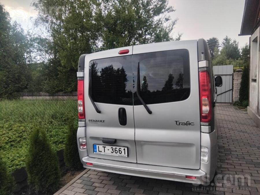 Renault Trafic 2013 in Riga, with an engine capacity of 2.00 L and mileage of 264 thousand km for 8000 €, photo 2 on AUTOMOTO.COM.LV
