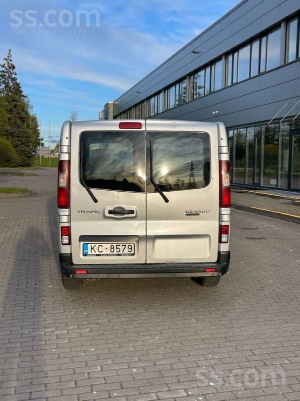Renault Trafic 2015 in Riga, with an engine capacity of 1.60 L and mileage of 0 thousand km for 8500 €, photo 5 on AUTOMOTO.COM.LV