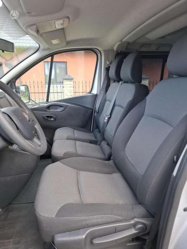 Renault Trafic 2019 in Taurage, with an engine capacity of 2.00 L and mileage of 129 thousand km for 16500 €, photo 11 on AUTOMOTO.COM.LV