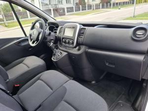 Renault Trafic 2019 in Taurage, with an engine capacity of 2.00 L and mileage of 129 thousand km for 16500 €, photo 12 on AUTOMOTO.COM.LV